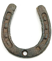 Cast Iron Small Horseshoes – Wild West Living